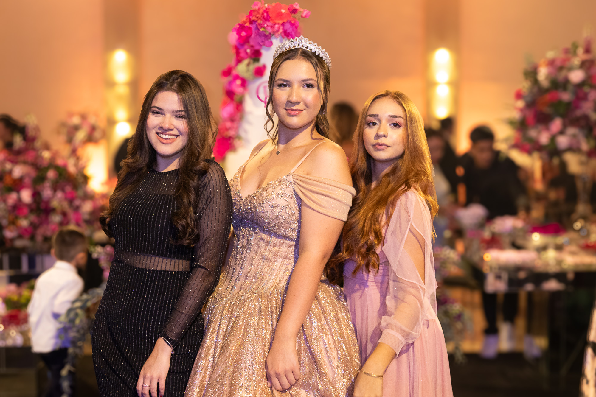 Camila Ribeiro comemora 15 anos em festa tão sonhada - Viva Brasília