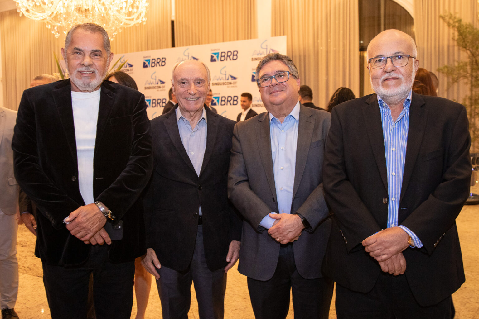 Sinduscon-DF celebra 60 anos de contribuição à construção civil na ...