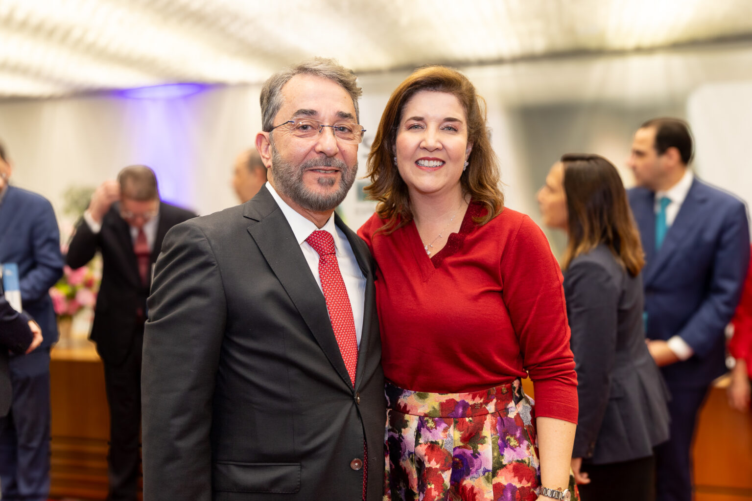 Novo livro da ministra Daniela Teixeira é lançado no STJ - Viva Brasília